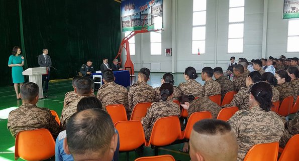 Зэвсэгт хүчний 120 р цэргийн ангийн бие бүрэлдэхүүнтэй уулзлаа