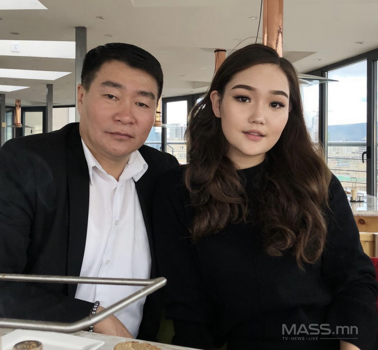 Б Ариунзаяаг Монгол улсын хилээр гарахыг хориглолоо