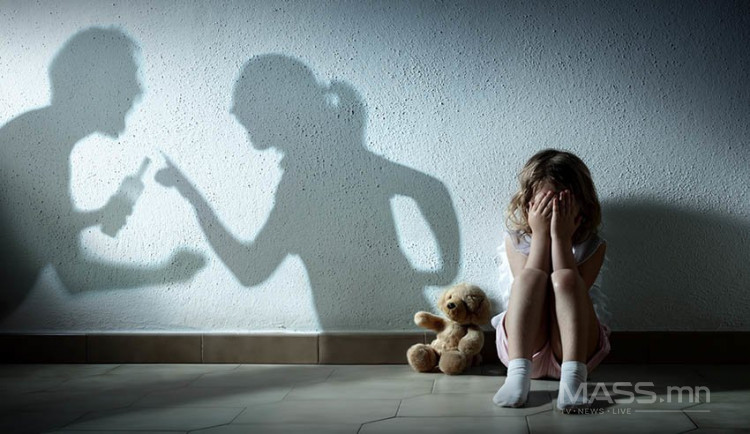 Хүүхэд гэр бүлийн хүчирхийллийн шинжтэй 97 дуудлага бүртгэгджээ