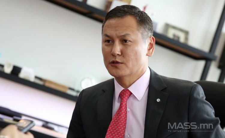 Ш Адьшаа гишүүний хардлага болон Ч Ганхуягийн хариулт