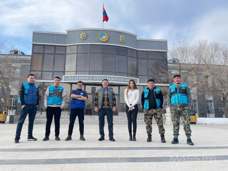 МУ ын Ерөнхийлөгч У Хүрэлсүхийн Үйлдвэр үйлчилгээ хариуцсан бодлогын