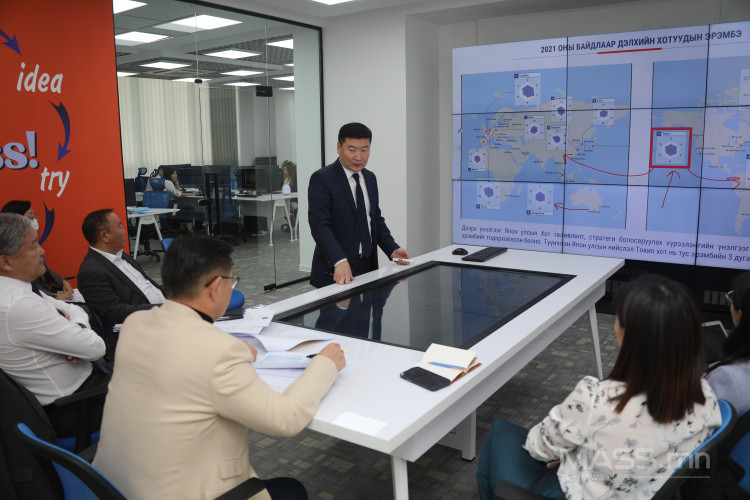 Р Дагва Ухаалаг хүлэмж бүхий агро ситиг байгуулснаар нийслэл хотын олон асуудал шийдэгдэнэ