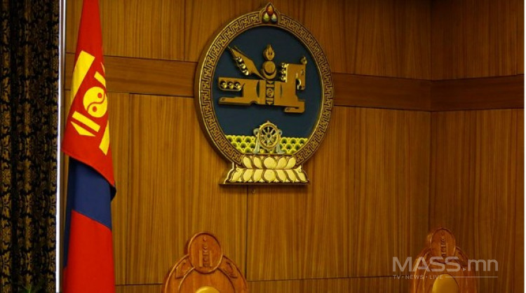 Улс төрд нөлөө бүхий этгээдийн хамаарал бүхий хүмүүс зээлд хамрагдахгүй