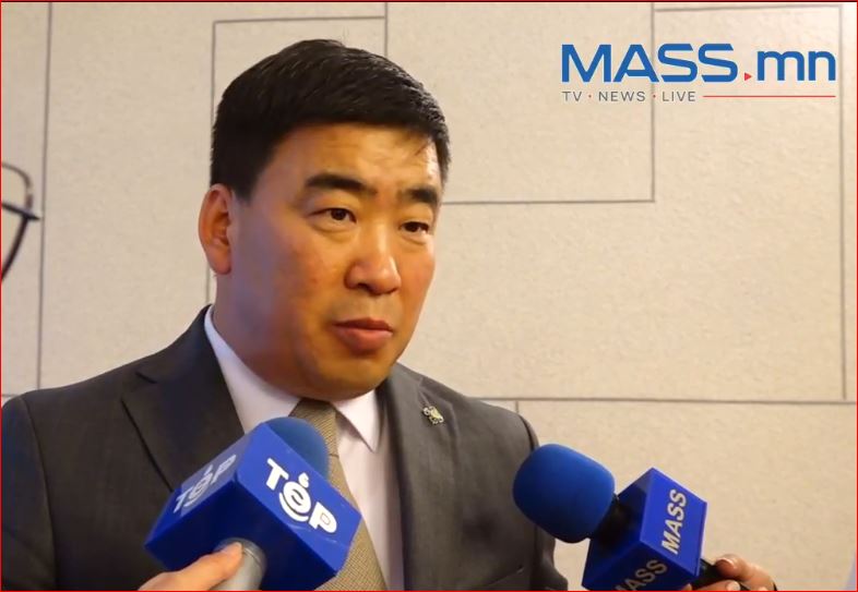 Ц Идэрбат Ерөнхий сайдын нутаг гэдэг утгаараа Хэнтий аймгийн төсвийг