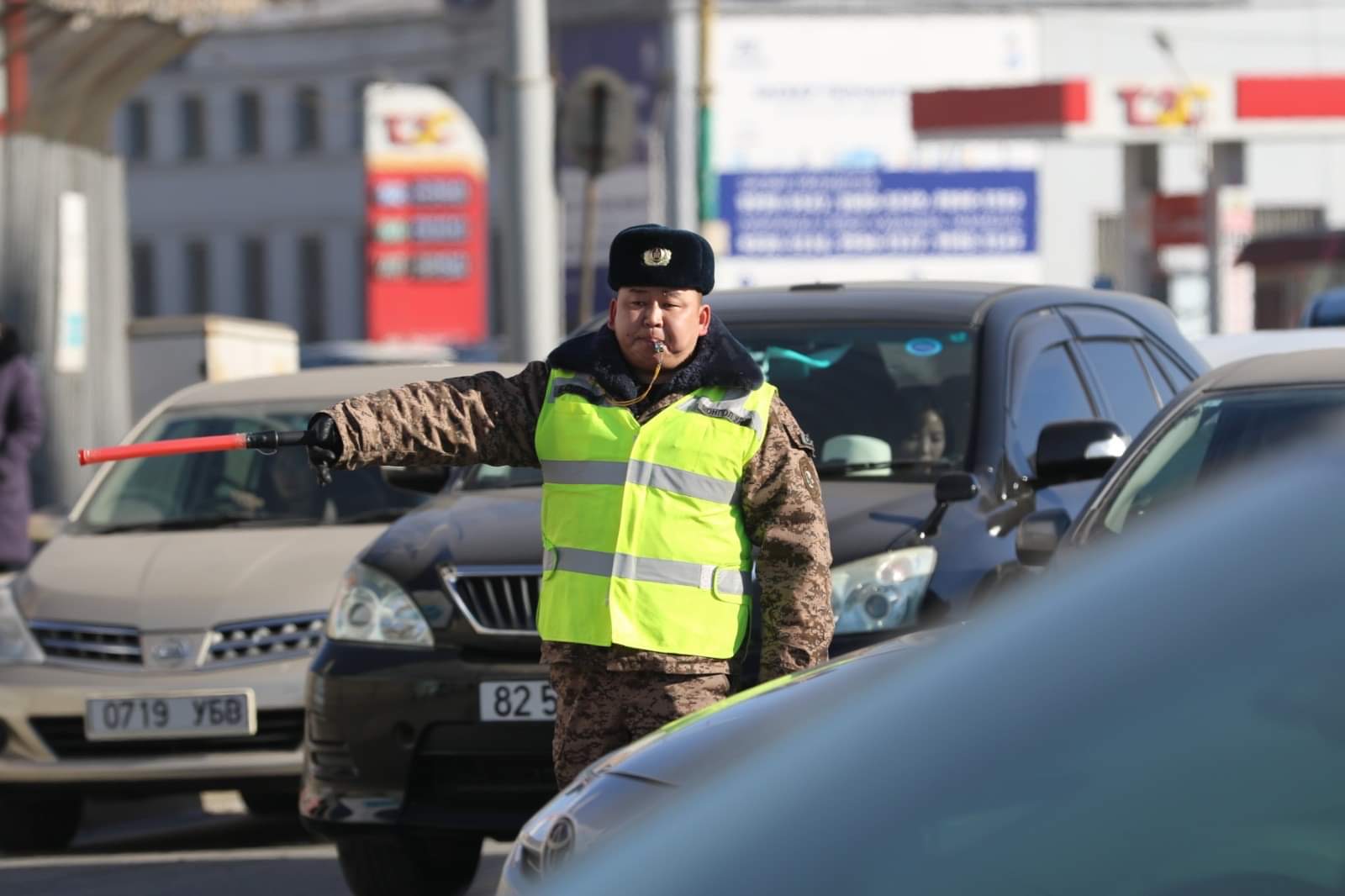 Цагдаа дотоодын цэргийн 6000 алба хаагч үүрэг гүйцэтгэж байна