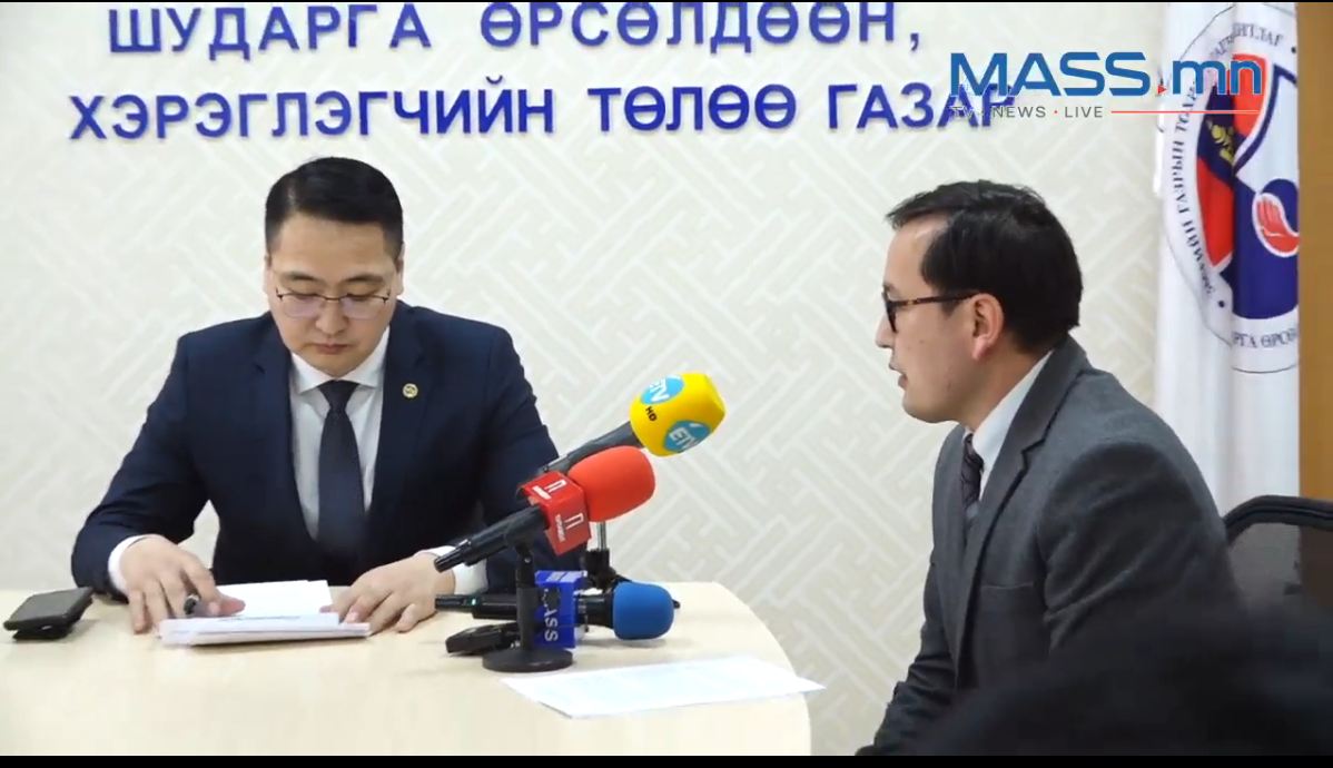 О Батхүү Банкууд ямар ч үндэслэлгүйгээр 1 хувийг хэрэглэгчээс авч байна