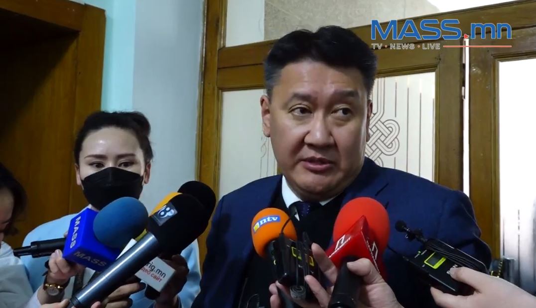Б Жавхлан Мах гурил шатахууны үнийг барих тал дээр ЗГ онцгой анхаарна