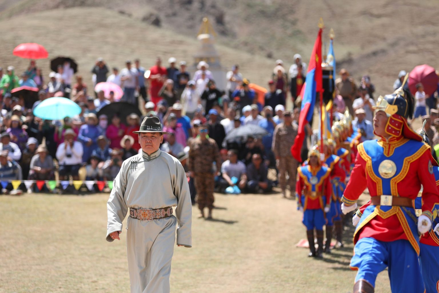 Говь гурван сайхан уулын Их тахилгат хайрхны тэнгэрийг тайх ёслол боллоо