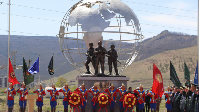 Энхийг дэмжих ажиллагаанд үүрэг гүйцэтгэсэн бие бүрэлдэхүүнд хүндэтгэл үзүүллээ