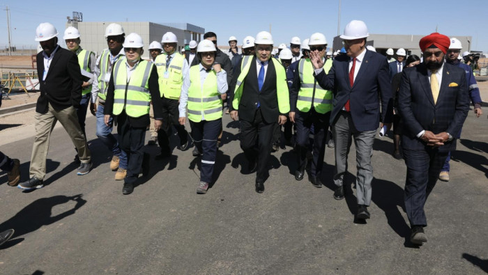Л Оюун Эрдэнэ Газрын тос боловсруулах үйлдвэрийн бүтээн байгуулалтыг