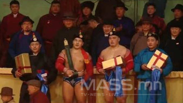 Ерөнхийлөгчийн нэрэмжит цомын төлөөх барилдаанд Улсын Арслан Б