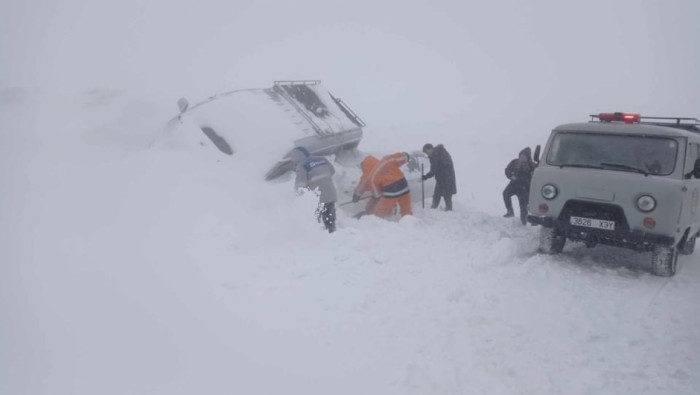 Сураггүй болсон 39 иргэнийг эсэн мэнд олж гурван иргэнийг үргэлжлүүлэн