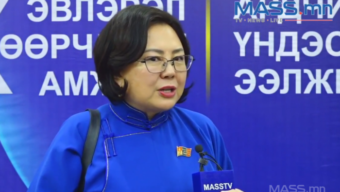 С Одонтуяа З Нарантуяа АН ын даргад нэр дэвшиж байгаа учраас санал хуваахгүйн тулд нэрээ татсан