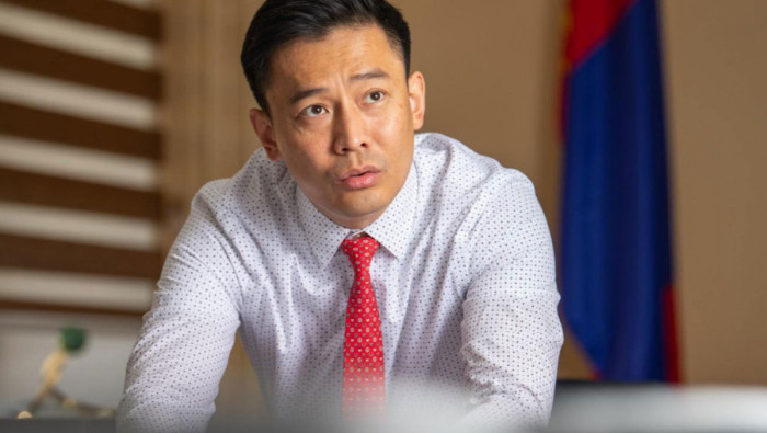 О Батнайрамдал Миний нэр дээр тушаал гаргачихаад хэн нэгэн завшсан уу гэдэг хардлага төрж байна