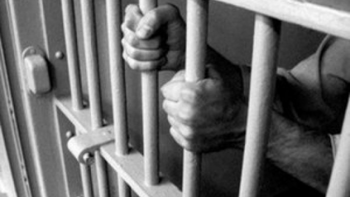 Хүчиндэх гэмт хэрэг үйлдээд хилээр гарч зугтсан этгээдийг баривчиллаа