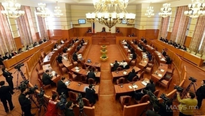 Чуулган Гаалийн албан татвараас чөлөөлөх тухай хуулийн төслийг хэлэлцэнэ