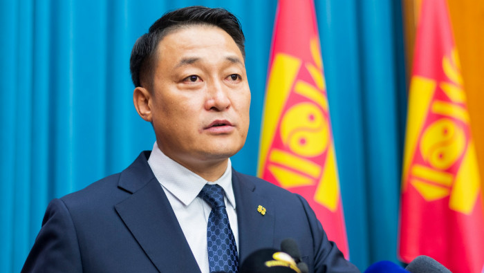 Д Амарбаясгалан Х Нямбаатар БЭТ ээр ажиллаж нийслэлд бугшсан идээ бээрийг шахахад ЗГ аас