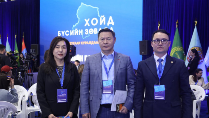 Ерөнхийлөгчийн зөвлөх Ч Даваабаяр “Бүсийн онцлог харьцуулалт” сэдэвт хэлэлцүүлгийн Модератороор