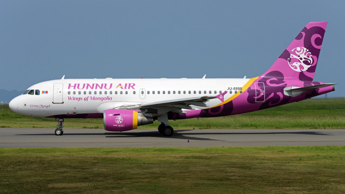 Улаанбаатараас төв Хятад руу анх удаа шууд нислэгтэй боллоо