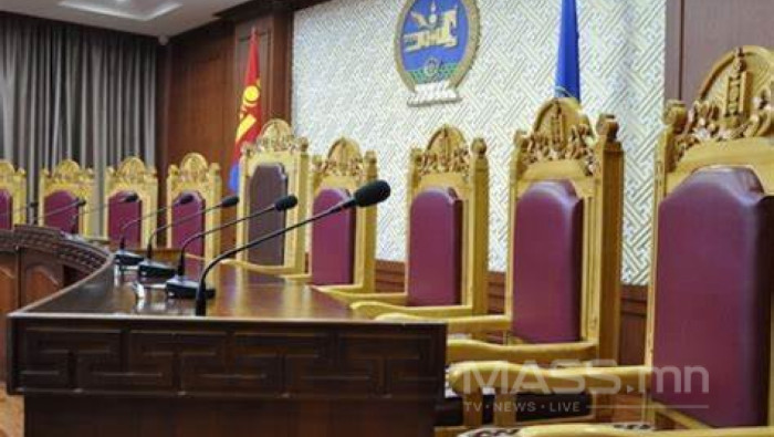 Үндсэн хуулийн цэцийн дунд суудлын хуралдаан болно