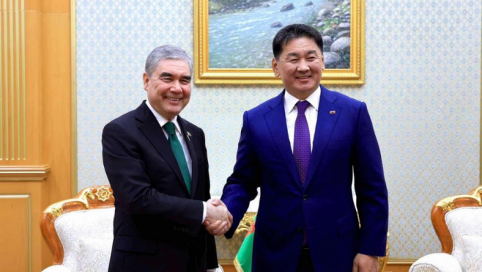 Монгол Улсын Ерөнхийлөгч У Хүрэлсүх Туркменийн ард түмний үндэсний