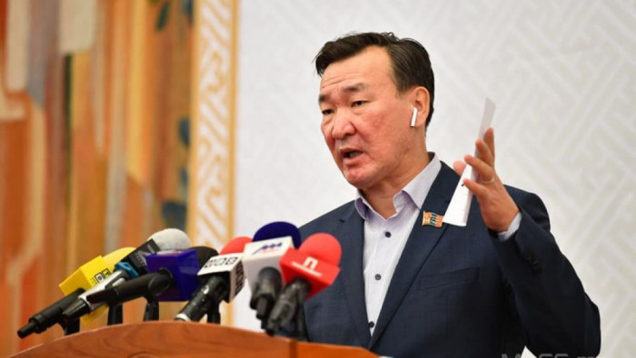 С Ганбаатар Би нэг ч төгрөг аваагүй Авсан тохиолдолд УИХ ын гишүүний