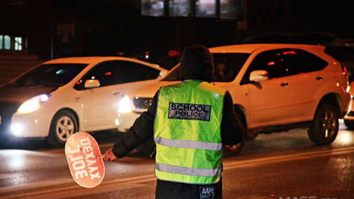 “School police” хөтөлбөр үр дүнгээ өгч байгаа хэдий ч үүний цаана ...