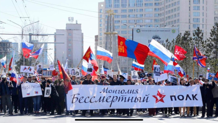 Дэлхийн 2 р дайнд амь үрэгдсэн ахмад дайчдын гэгээн дурсгалд зориулж