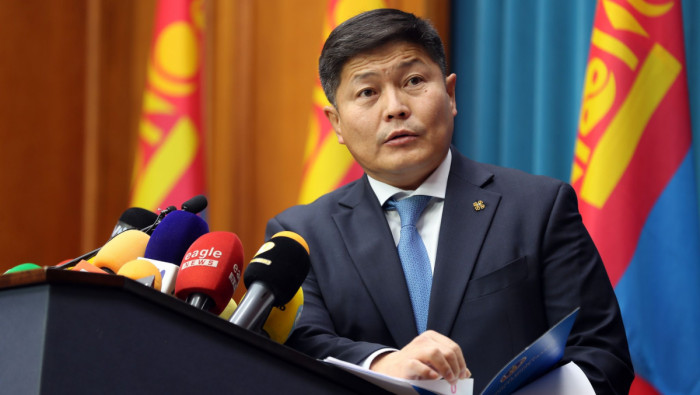 Х Нямбаатар Авлига албан тушаалын гэмт хэрэгт холбогдуулах ял шийтгэлийг өмнө нь