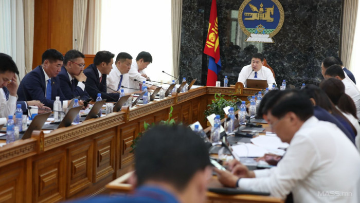 Засгийн газрын хуралдаанаар Шил ажиллагааны талаар хэлэлцэж байна