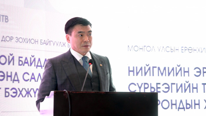 С Амарсайхан Хүн амын эрүүл мэндийн суурь үзүүлэлтийг дээшлүүлэх явдал нь сүрьеэтэй хэрхэн