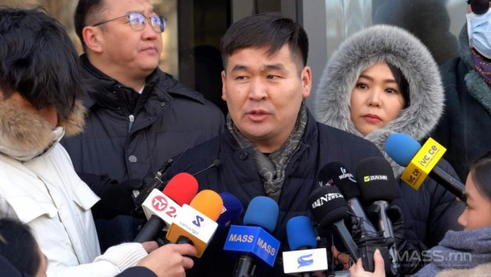 И Мөнхжаргал Эрх баригчдад ҮХНӨ ийг баталж өгнө гэж дарга болж болохгүй