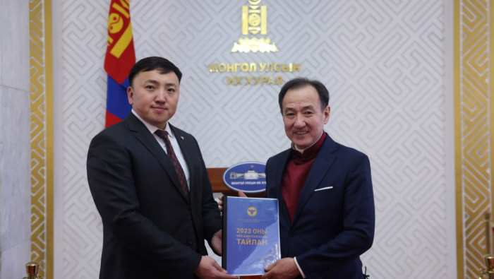 ХЗБХ ны дарга Д Цогтбаатар Эрүү шүүлтээс урьдчилан сэргийлэх үйл ажиллагааны тайланг хүлээн авлаа