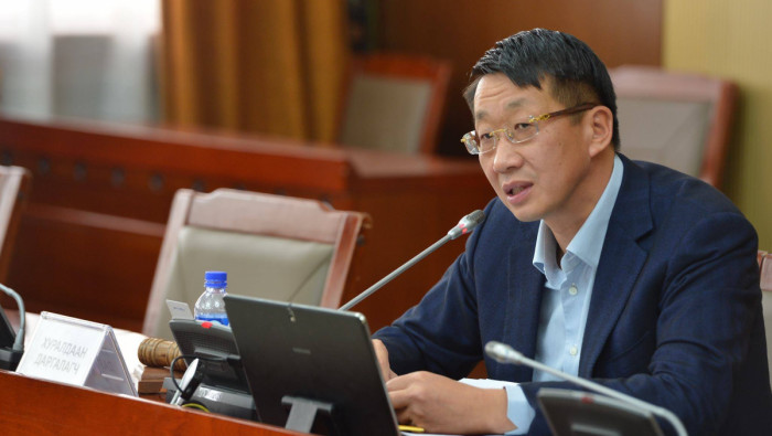 Л ЭНХ АМГАЛАН Хүүхдийн мөнгийг хүүхдэд нь ЗАРЦУУЛ