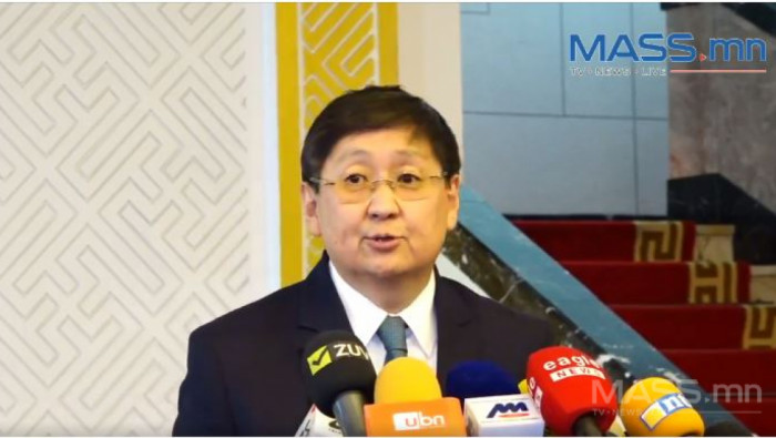 Ч Хүрэлбаатар Өнгөрсөн оны арванхоёрдугаар сараас хойш намайг харлуулж байсан хүн өнөөдөр ил боллоо