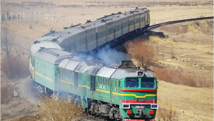 Улаанбаатар Хөх хот чиглэлд галт тэрэг аялна